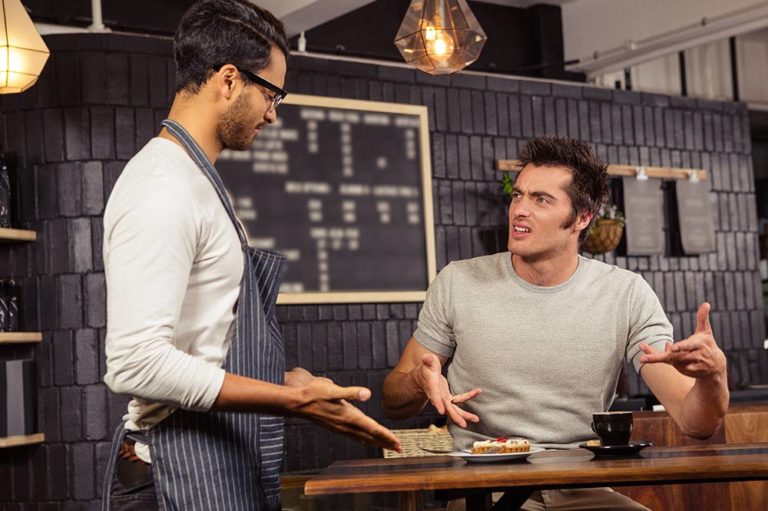 10 Rules to Managing an Angry Restaurant Customer