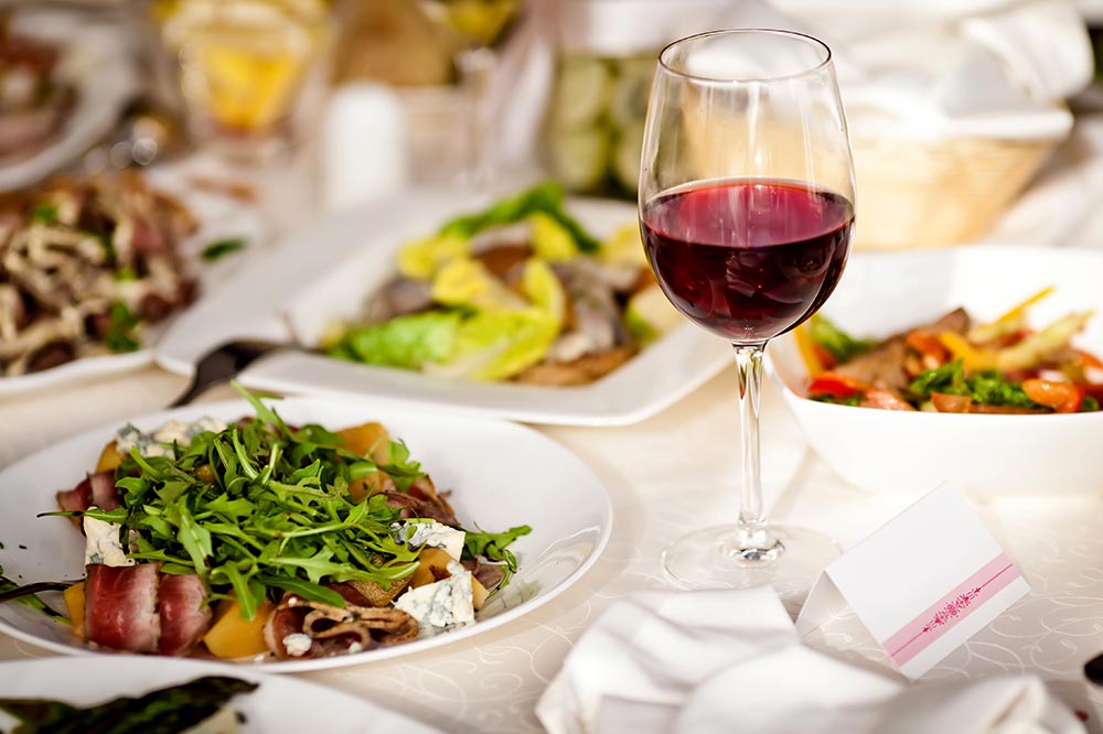 Maintaining Consistency in Restaurant Food, Service, and Atmosphere