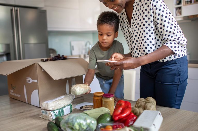 Creative restaurant marketing during COVID-19 - Rewards Network